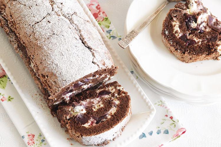 Chocolate Roulade | I Love Eggs